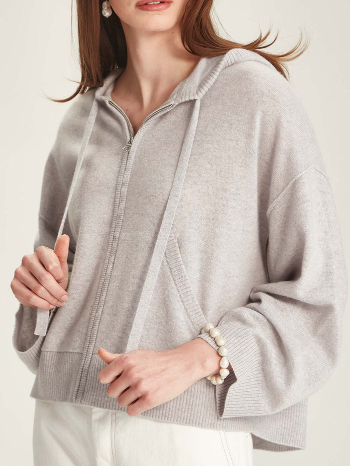 Maggie Potter | Caroline Sills